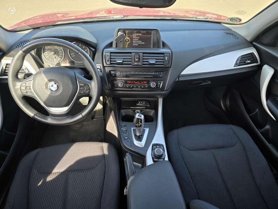 Red BMW 116 2013 in Marijampole, with an engine capacity of 1.60 L and mileage of 180 thousand km for 5600 €, photo 15 on AUTOMOTO.COM.LV