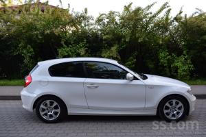 White BMW 116 2010 in Riga, with an engine capacity of 2.00 L and mileage of 282 thousand km for 3100 €, photo 4 on AUTOMOTO.COM.LV