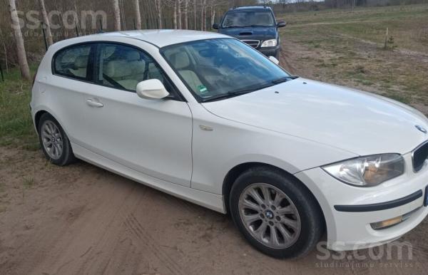 Balts BMW 116 2010 Liepāja, ar dzinēja tilpumu 2.00 L un nobraukumu 284 tūkst. km par 6500 €, foto 3 vietnē AUTOMOTO.COM.LV