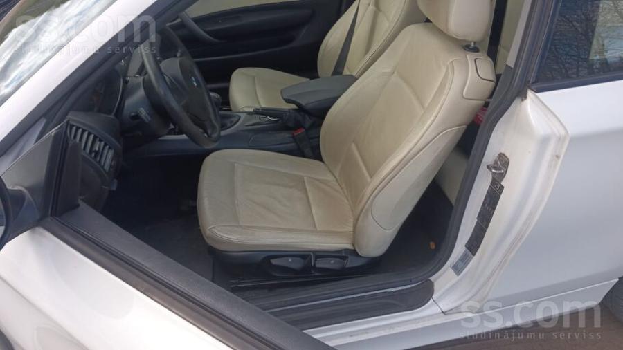 Balts BMW 116 2010 Liepāja, ar dzinēja tilpumu 2.00 L un nobraukumu 284 tūkst. km par 6500 €, foto 6 vietnē AUTOMOTO.COM.LV