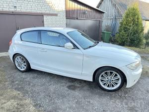 White BMW 116 2010 in Riga, with an engine capacity of 2.00 L and mileage of 336 thousand km for 3800 €, photo 3 on AUTOMOTO.COM.LV