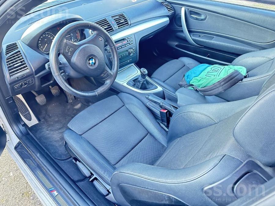 White BMW 116 2010 in Riga, with an engine capacity of 2.00 L and mileage of 336 thousand km for 3800 €, photo 7 on AUTOMOTO.COM.LV