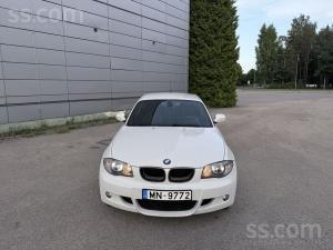 White BMW 116 2010 in Riga, with an engine capacity of 2.00 L and mileage of 337 thousand km for 3700 €, photo 4 on AUTOMOTO.COM.LV