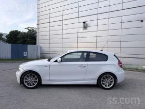 White BMW 116 2010 in Riga, with an engine capacity of 2.00 L and mileage of 337 thousand km for 3700 €, photo 5 on AUTOMOTO.COM.LV