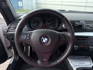 White BMW 116 2010 in Riga, with an engine capacity of 2.00 L and mileage of 337 thousand km for 3700 €, photo 15 on AUTOMOTO.COM.LV