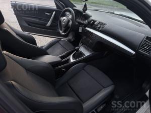 White BMW 116 2010 in Riga, with an engine capacity of 2.00 L and mileage of 337 thousand km for 3700 €, photo 18 on AUTOMOTO.COM.LV