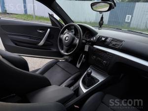 White BMW 116 2010 in Riga, with an engine capacity of 2.00 L and mileage of 337 thousand km for 3700 €, photo 19 on AUTOMOTO.COM.LV