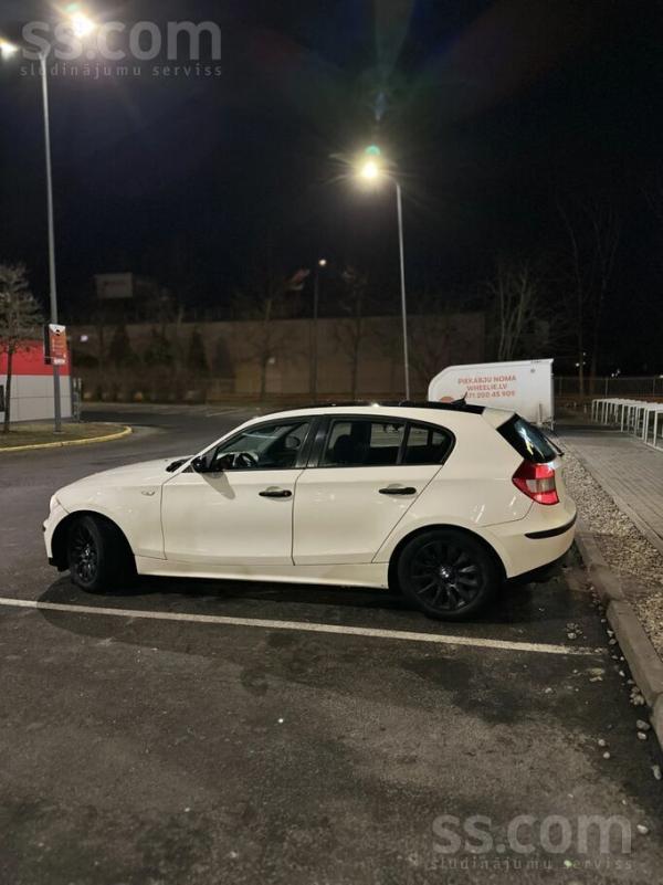 White BMW 116 2005 in Riga, with an engine capacity of 1.60 L and mileage of 225 thousand km for 2200 €, photo 7 on AUTOMOTO.COM.LV