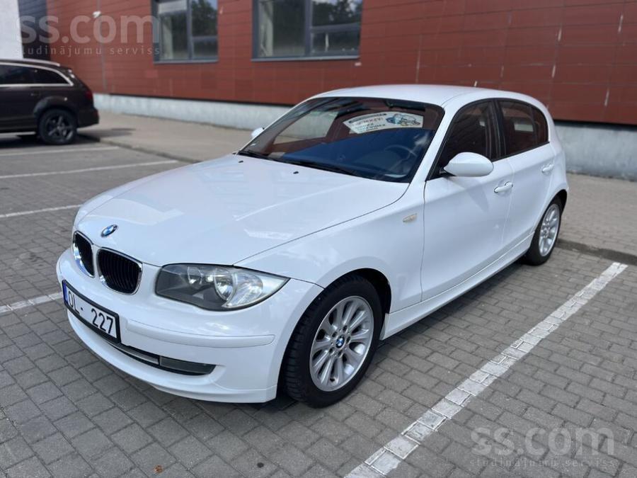 White BMW 116 2008 in Riga, with an engine capacity of 1.60 L and mileage of 155 thousand km for 3100 €, photo 3 on AUTOMOTO.COM.LV