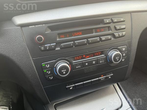 White BMW 116 2008 in Riga, with an engine capacity of 1.60 L and mileage of 155 thousand km for 3100 €, photo 6 on AUTOMOTO.COM.LV