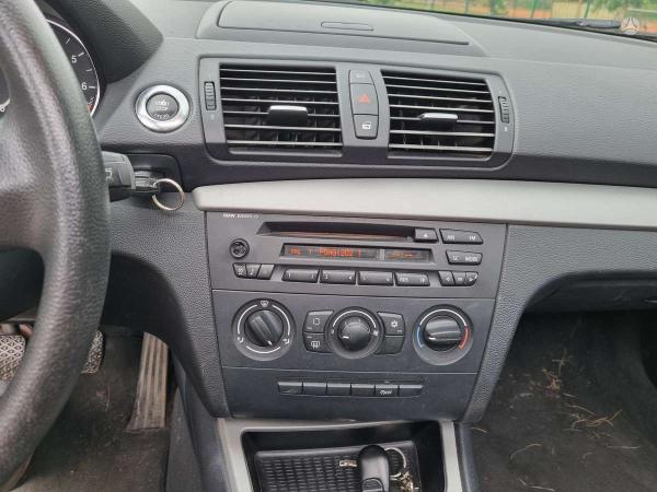 Balts BMW 116 2008 Kauņa, ar dzinēja tilpumu 1.60 L un nobraukumu 223 tūkst. km par 2420 €, foto 5 vietnē AUTOMOTO.COM.LV