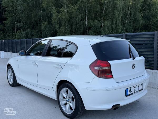 Balts BMW 116 2008 Viļņa, ar dzinēja tilpumu 1.60 L un nobraukumu 281 tūkst. km par 1300 €, foto 2 vietnē AUTOMOTO.COM.LV