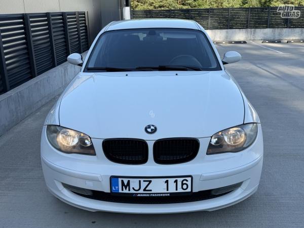 Balts BMW 116 2008 Viļņa, ar dzinēja tilpumu 1.60 L un nobraukumu 281 tūkst. km par 1300 €, foto 5 vietnē AUTOMOTO.COM.LV