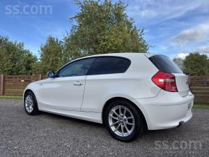 White BMW 116 2008 in Ogre, with an engine capacity of 1.60 L and mileage of 198 thousand km for 4200 €, photo 6 on AUTOMOTO.COM.LV