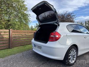 White BMW 116 2008 in Ogre, with an engine capacity of 1.60 L and mileage of 198 thousand km for 4200 €, photo 18 on AUTOMOTO.COM.LV