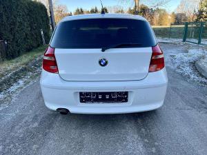 White BMW 116 2009 in Kelme, with an engine capacity of 2.00 L and mileage of 220 thousand km for 3400 €, photo 5 on AUTOMOTO.COM.LV