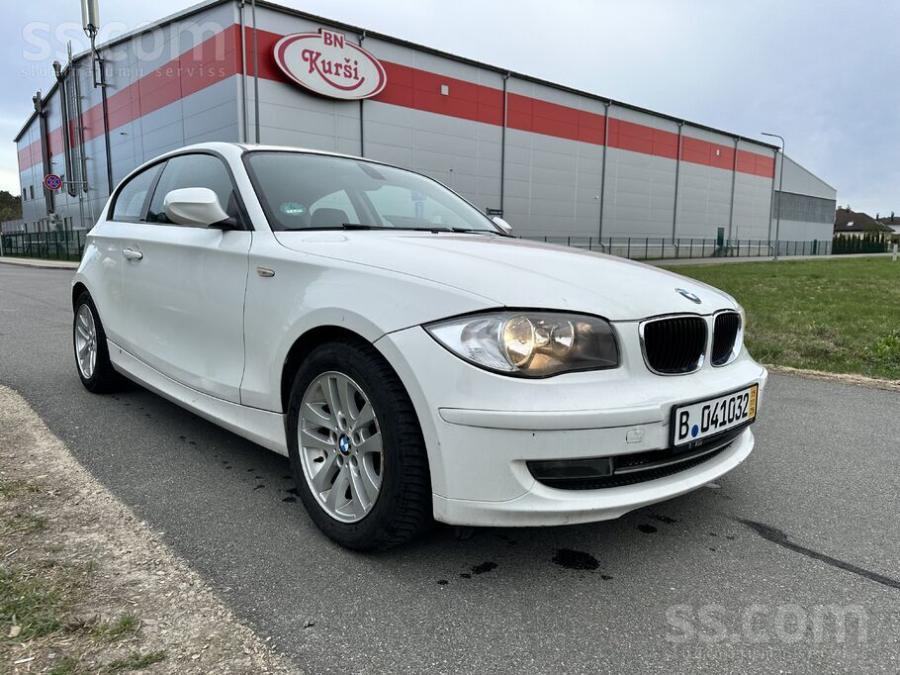 Balts BMW 116 2009 Rīga, ar dzinēja tilpumu 2.00 L un nobraukumu 319 tūkst. km par 3300 €, foto 3 vietnē AUTOMOTO.COM.LV