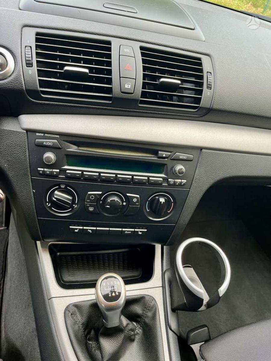 Balts BMW 116 2009 Kauņa, ar dzinēja tilpumu 1.60 L un nobraukumu 220 tūkst. km par 2800 €, foto 13 vietnē AUTOMOTO.COM.LV