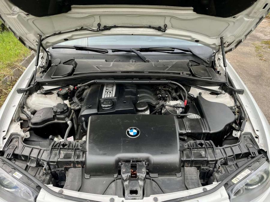 Balts BMW 116 2009 Kauņa, ar dzinēja tilpumu 1.60 L un nobraukumu 220 tūkst. km par 2800 €, foto 19 vietnē AUTOMOTO.COM.LV