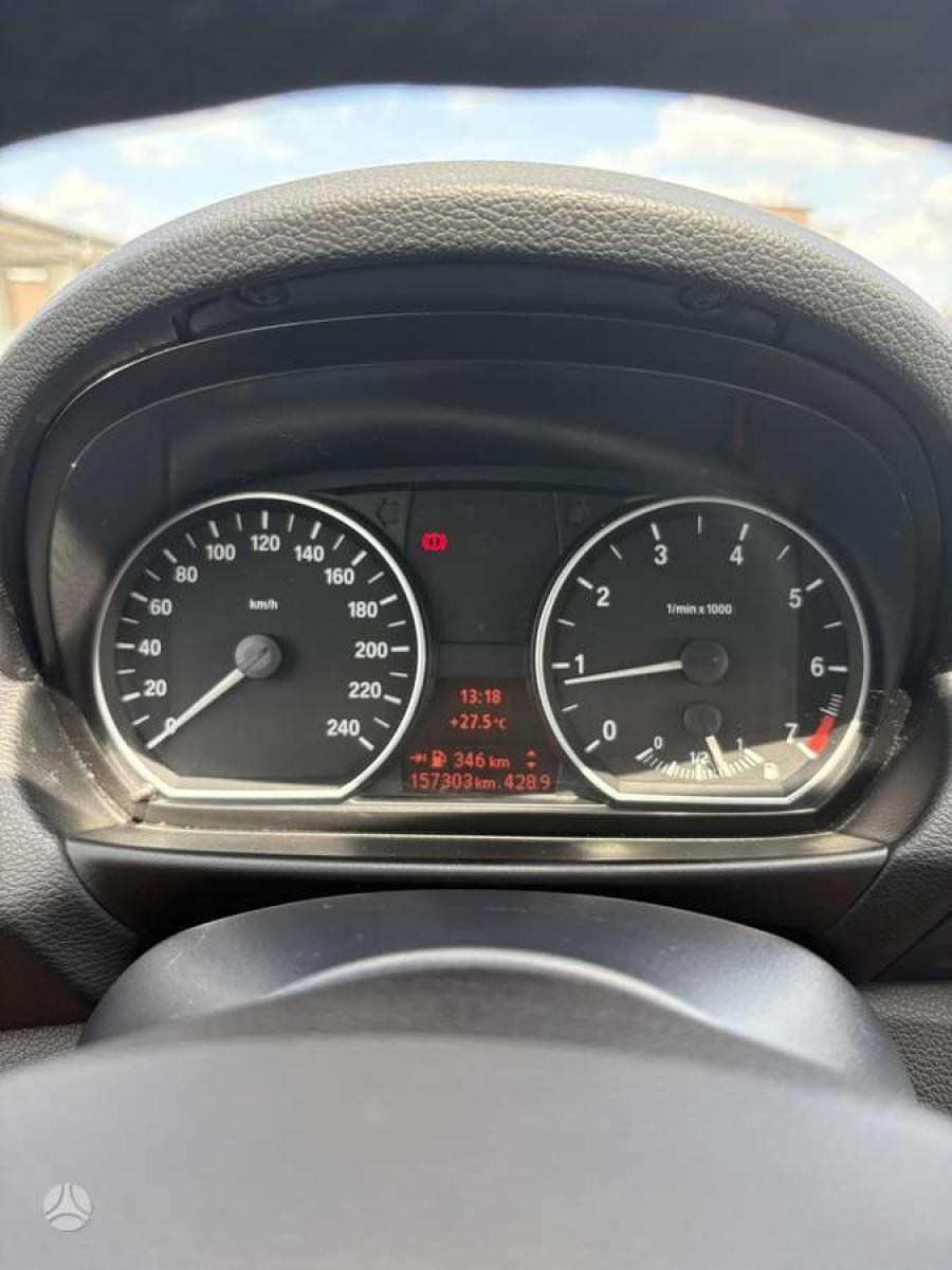 Белый БМВ 116 2009 в Вильнюс, объемом двигателя 1.60 л и пробегом 158 тыс. км за 2999 €, фото 8 на AUTOMOTO.COM.LV