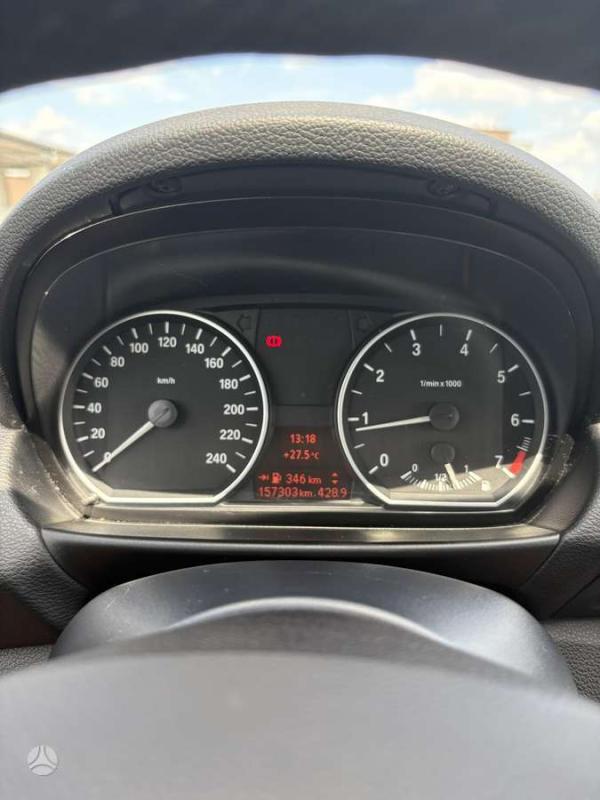 Balts BMW 116 2009 Viļņa, ar dzinēja tilpumu 1.60 L un nobraukumu 158 tūkst. km par 2999 €, foto 7 vietnē AUTOMOTO.COM.LV