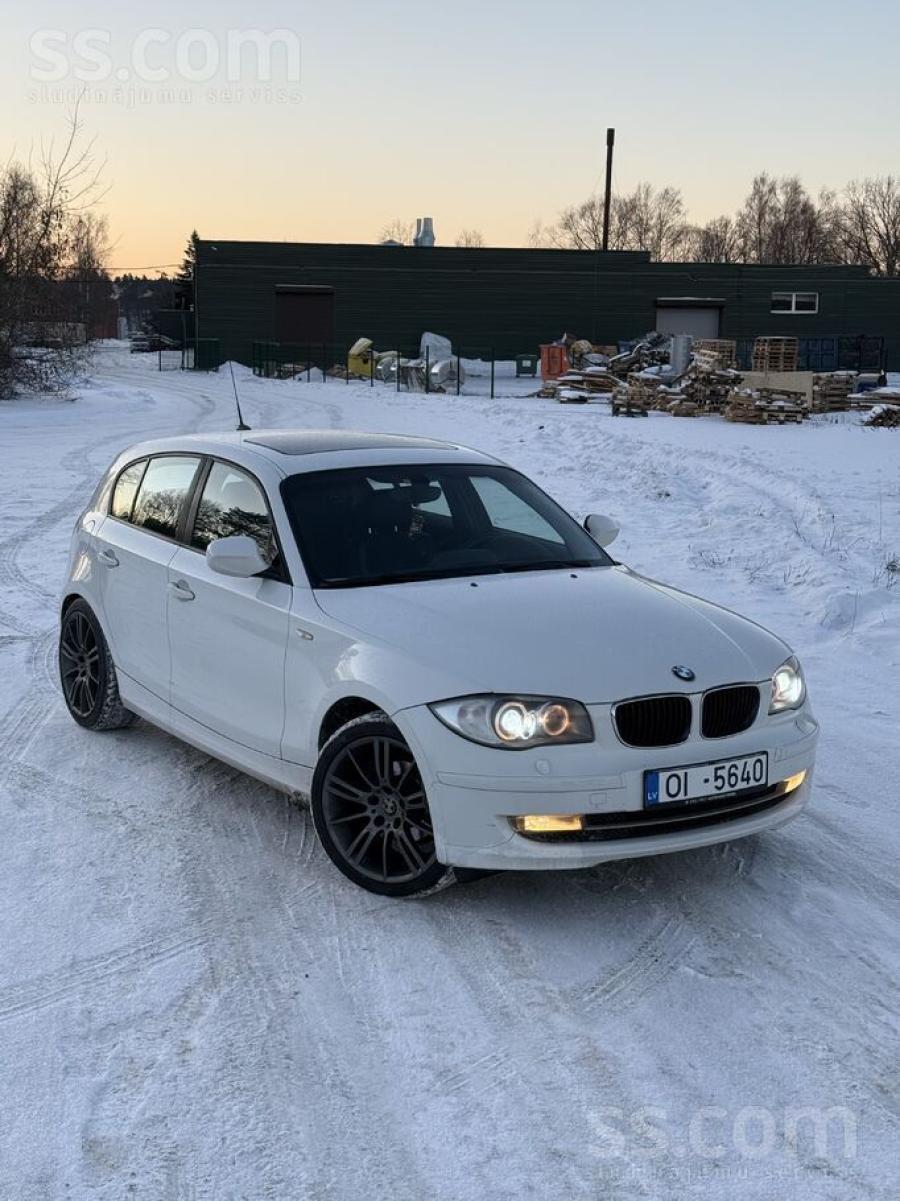 White BMW 116 2010 in Riga, with an engine capacity of 2.00 L and mileage of 290 thousand km for 3995 €, photo 1 on AUTOMOTO.COM.LV