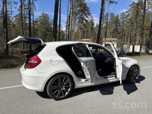 Balts BMW 116 2010 Rīga, ar dzinēja tilpumu 2.00 L un nobraukumu 292 tūkst. km par 3850 €, foto 10 vietnē AUTOMOTO.COM.LV