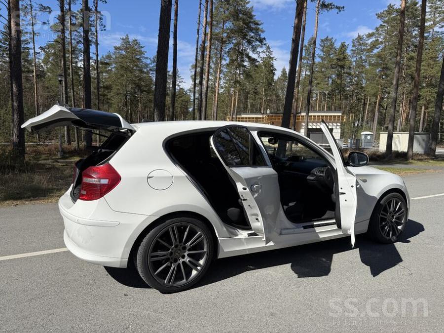 Balts BMW 116 2010 Rīga, ar dzinēja tilpumu 2.00 L un nobraukumu 292 tūkst. km par 3850 €, foto 10 vietnē AUTOMOTO.COM.LV