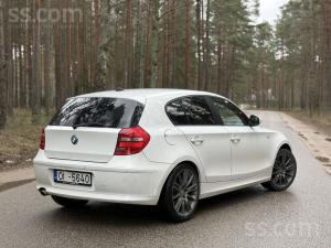Белый БМВ 116 2010 в Рига, объемом двигателя 2.00 л и пробегом 290 тыс. км за 3995 €, фото 5 на AUTOMOTO.COM.LV