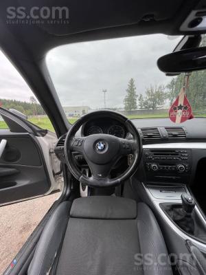 Balts BMW 116 2010 Rīga, ar dzinēja tilpumu 2.00 L un nobraukumu 211 tūkst. km par 3000 €, foto 10 vietnē AUTOMOTO.COM.LV