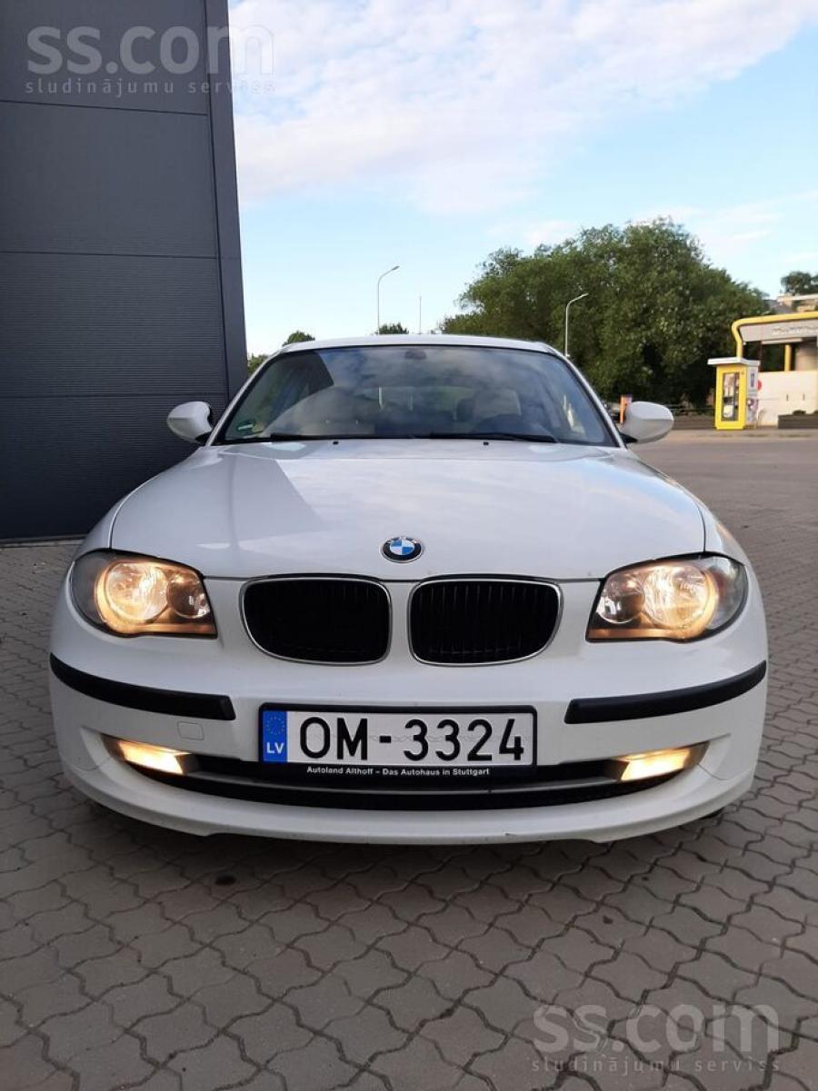 Balts BMW 116 2010 Liepāja, ar dzinēja tilpumu 2.00 L un nobraukumu 284 tūkst. km par 3950 €, foto 3 vietnē AUTOMOTO.COM.LV
