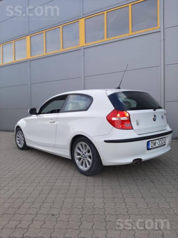 Balts BMW 116 2010 Liepāja, ar dzinēja tilpumu 2.00 L un nobraukumu 284 tūkst. km par 3950 €, foto 5 vietnē AUTOMOTO.COM.LV