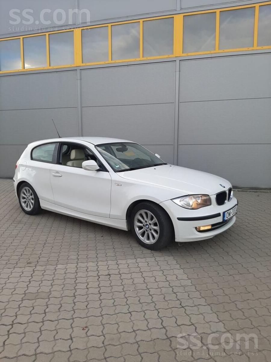 Balts BMW 116 2010 Liepāja, ar dzinēja tilpumu 2.00 L un nobraukumu 284 tūkst. km par 3950 €, foto 7 vietnē AUTOMOTO.COM.LV