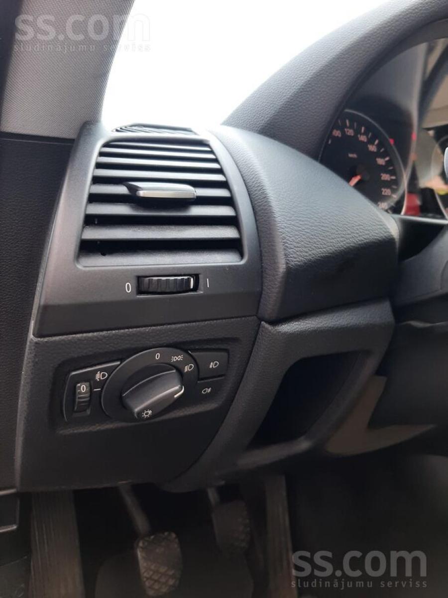 Balts BMW 116 2010 Liepāja, ar dzinēja tilpumu 2.00 L un nobraukumu 284 tūkst. km par 3950 €, foto 11 vietnē AUTOMOTO.COM.LV