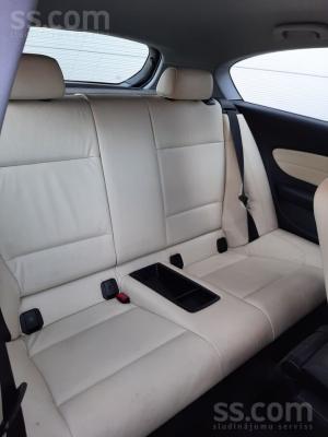 Balts BMW 116 2010 Liepāja, ar dzinēja tilpumu 2.00 L un nobraukumu 284 tūkst. km par 3950 €, foto 15 vietnē AUTOMOTO.COM.LV