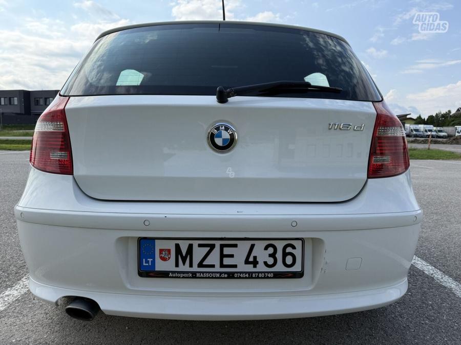White BMW 116 2010 in Kaunas, with an engine capacity of 2.00 L and mileage of 249 thousand km for 3200 €, photo 8 on AUTOMOTO.COM.LV