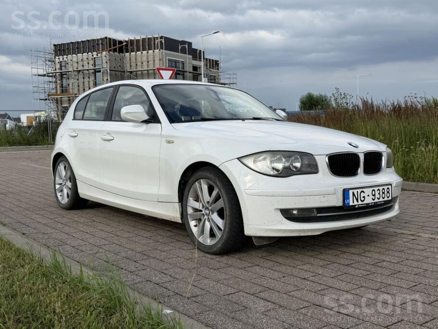 Balts BMW 116 2010 Rīga, ar dzinēja tilpumu 2.00 L un nobraukumu 297 tūkst. km par 3995 €, foto 1 vietnē AUTOMOTO.COM.LV