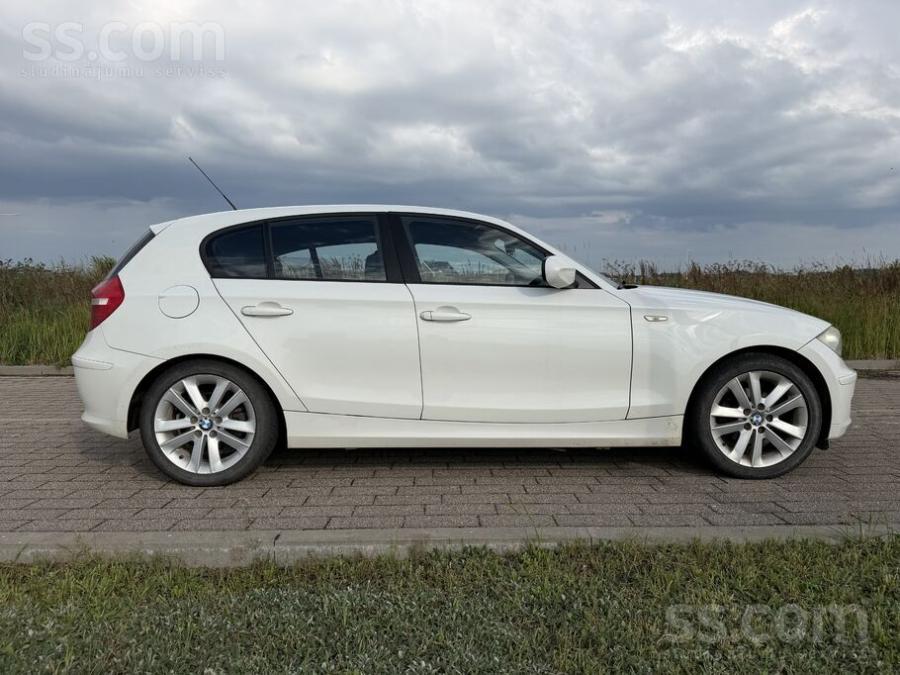 Balts BMW 116 2010 Rīga, ar dzinēja tilpumu 2.00 L un nobraukumu 297 tūkst. km par 3995 €, foto 4 vietnē AUTOMOTO.COM.LV