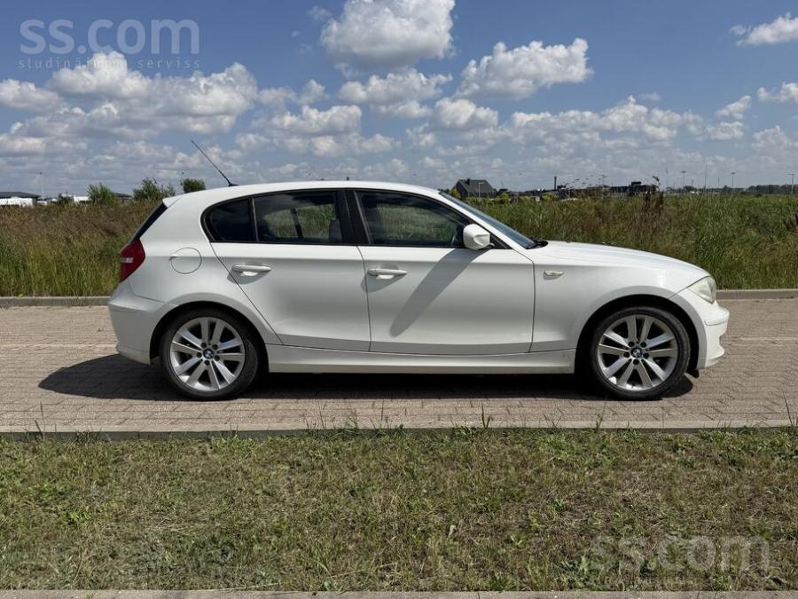 Balts BMW 116 2010 Rīga, ar dzinēja tilpumu 2.00 L un nobraukumu 297 tūkst. km par 3995 €, foto 24 vietnē AUTOMOTO.COM.LV