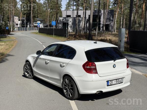 Balts BMW 116 2010 Rīga, ar dzinēja tilpumu 2.00 L un nobraukumu 300 tūkst. km par 3999 €, foto 4 vietnē AUTOMOTO.COM.LV