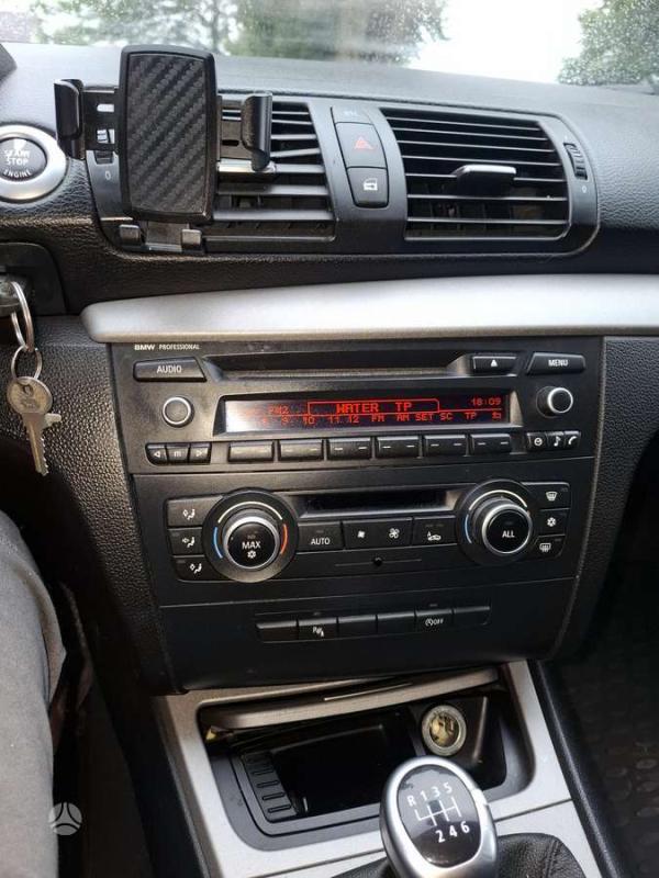 White BMW 116 2011 in Telschi, with an engine capacity of 2.00 L and mileage of 253 thousand km for 4000 €, photo 2 on AUTOMOTO.COM.LV