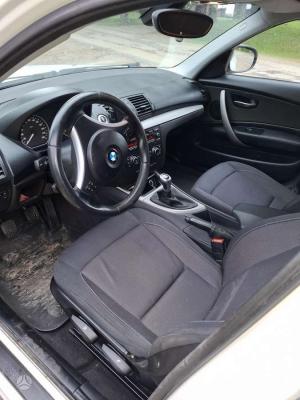 White BMW 116 2011 in Telschi, with an engine capacity of 2.00 L and mileage of 253 thousand km for 4000 €, photo 7 on AUTOMOTO.COM.LV