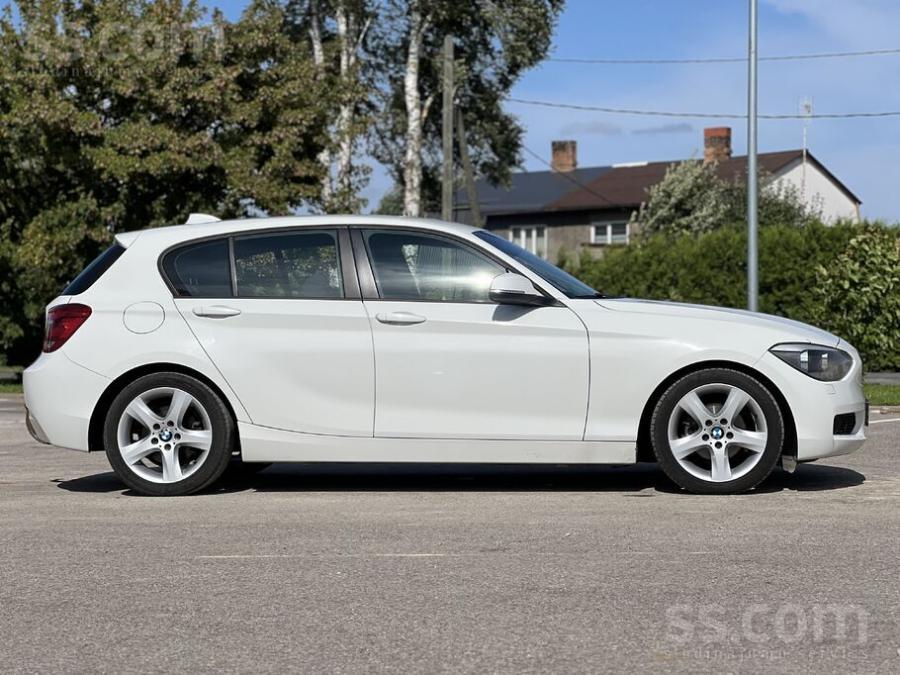 White BMW 116 2011 in Bauska, with an engine capacity of 2.00 L and mileage of 261 thousand km for 4399 €, photo 4 on AUTOMOTO.COM.LV