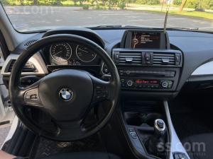 White BMW 116 2011 in Bauska, with an engine capacity of 2.00 L and mileage of 261 thousand km for 4399 €, photo 16 on AUTOMOTO.COM.LV