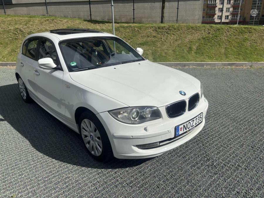 Balts BMW 116 2011 Viļņa, ar dzinēja tilpumu 2.00 L un nobraukumu 230 tūkst. km par 4400 €, foto 7 vietnē AUTOMOTO.COM.LV