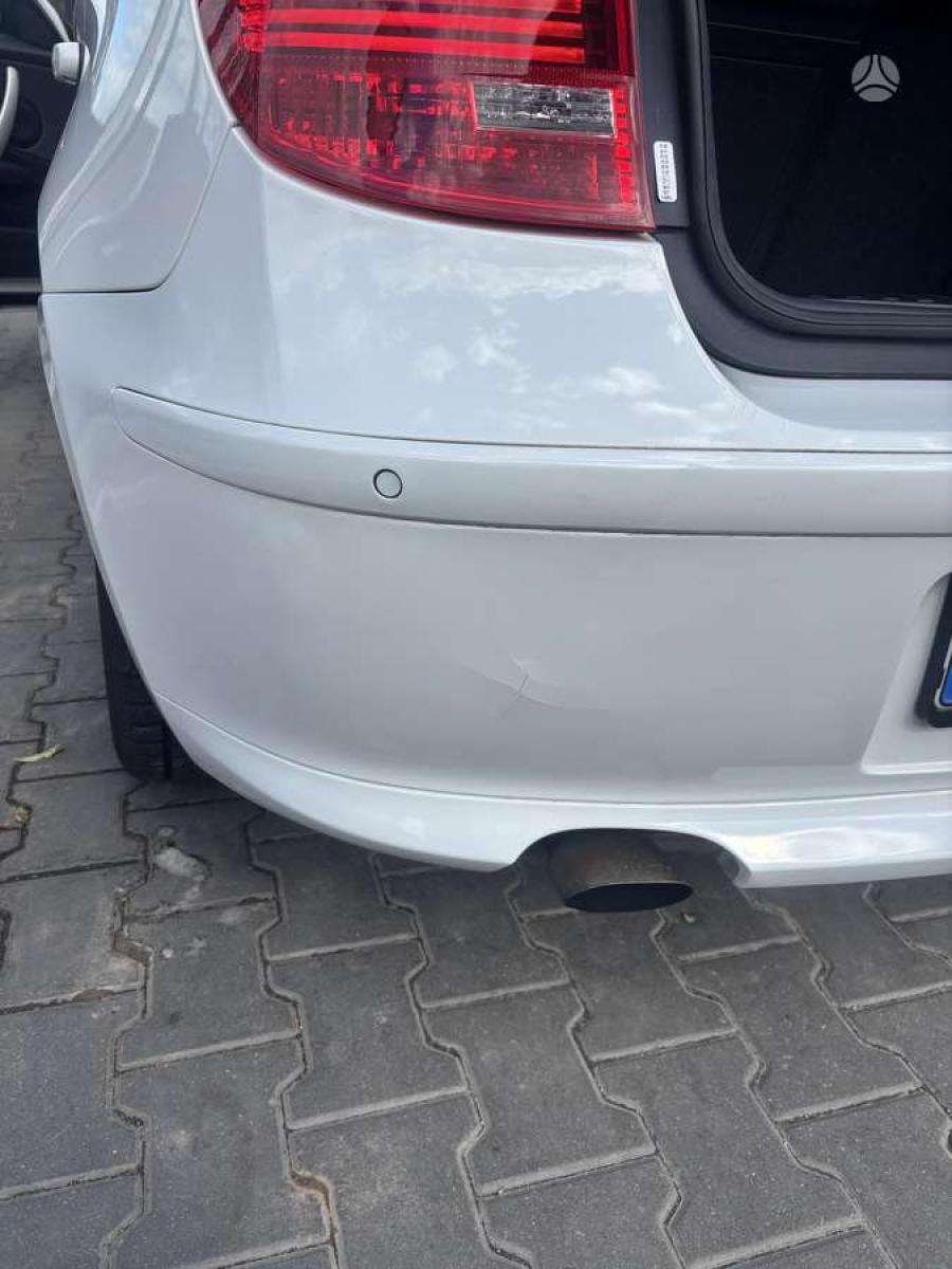 Balts BMW 116 2011 Viļņa, ar dzinēja tilpumu 2.00 L un nobraukumu 230 tūkst. km par 4400 €, foto 14 vietnē AUTOMOTO.COM.LV