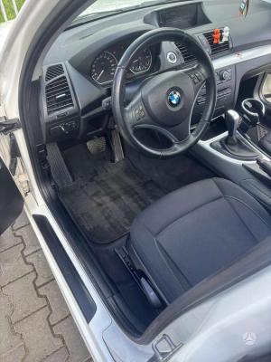 Balts BMW 116 2011 Viļņa, ar dzinēja tilpumu 2.00 L un nobraukumu 230 tūkst. km par 4400 €, foto 16 vietnē AUTOMOTO.COM.LV