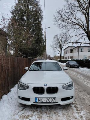 White BMW 116 2012 in Riga, with an engine capacity of 2.00 L and mileage of 302 thousand km for 4330 €, photo  on AUTOMOTO.COM.LV