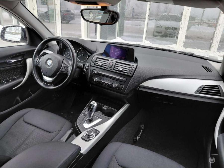 White BMW 116 2012 in Vilnius, with an engine capacity of 2.00 L and mileage of 353 thousand km for 7900 €, photo 10 on AUTOMOTO.COM.LV