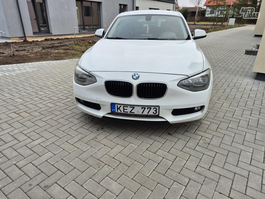 Balts BMW 116 2012 Panevēža, ar dzinēja tilpumu 2.00 L un nobraukumu 350 tūkst. km par 4850 €, foto 1 vietnē AUTOMOTO.COM.LV